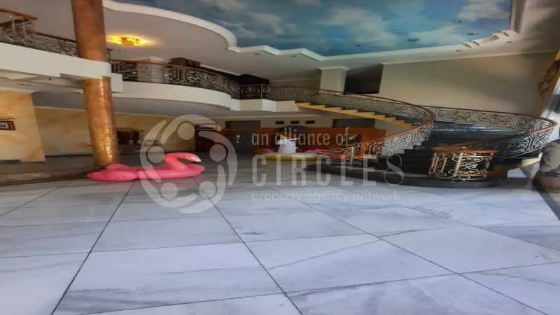 Rumah Cakep Dengan Kolam Renang Cantik Diarea Top Setra Duta, Bandung